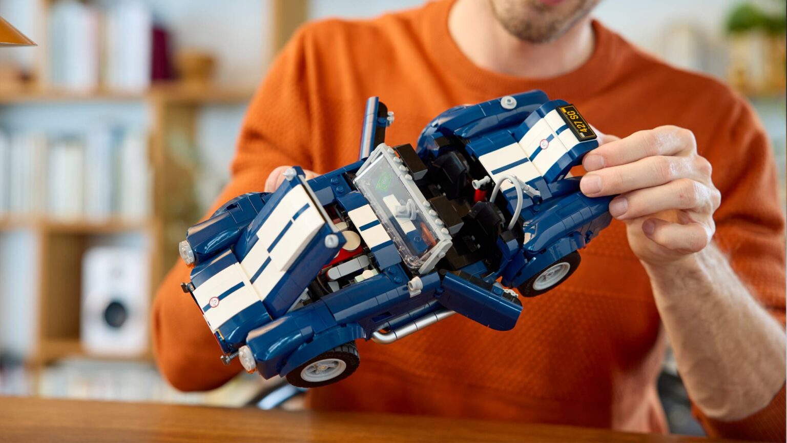 Lego全新推出Shelby Cobra 427 S/C，樂高重現傳奇美式賽車風華 | 地球黃金線