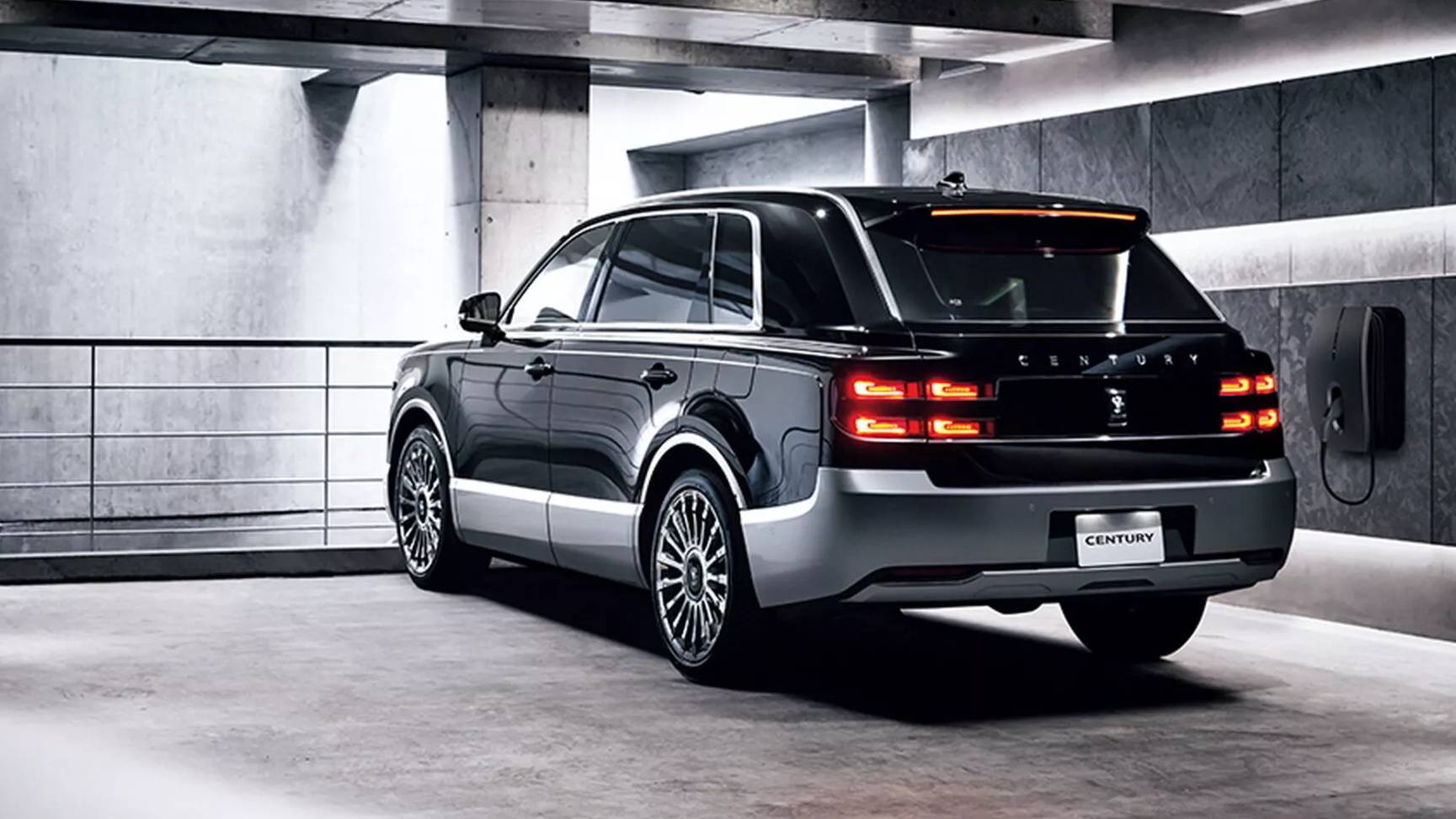 Toyota Century SUV升級「3段式隱蔽玻璃」不需超黑隔熱紙！但漲價40萬值得嗎？ | 地球黃金線