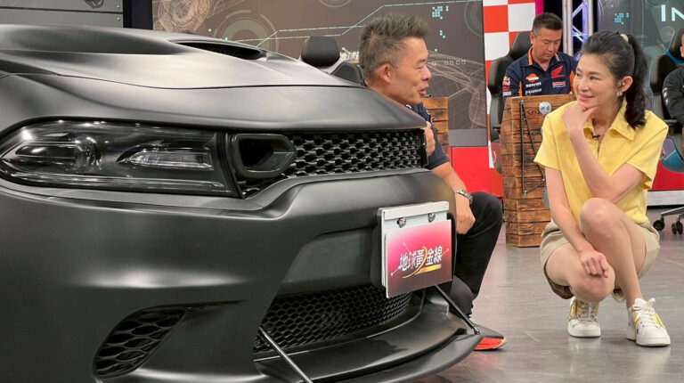 Charger SRT地獄貓輕鬆上看750匹，雙鑰匙Andy老爹嗨：解除封印 | 地球黃金線