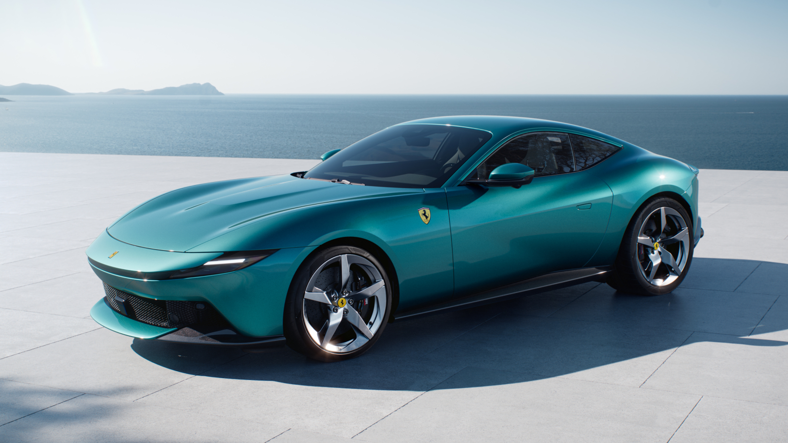 Ferrari Amalfi全球首演問世，頂替Roma成全新轎跑接班人 | 地球黃金線