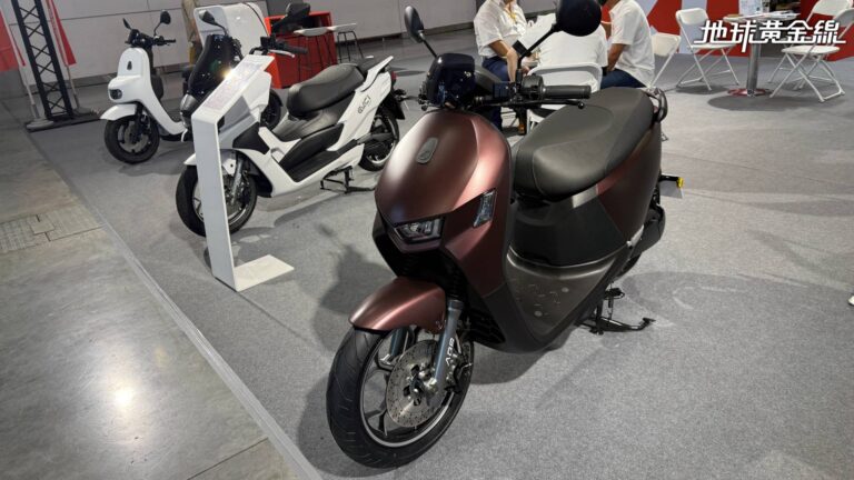 宏佳騰更換新識別與命名Aeontek！4款油車與電動新車強勢齊發 | 地球黃金線