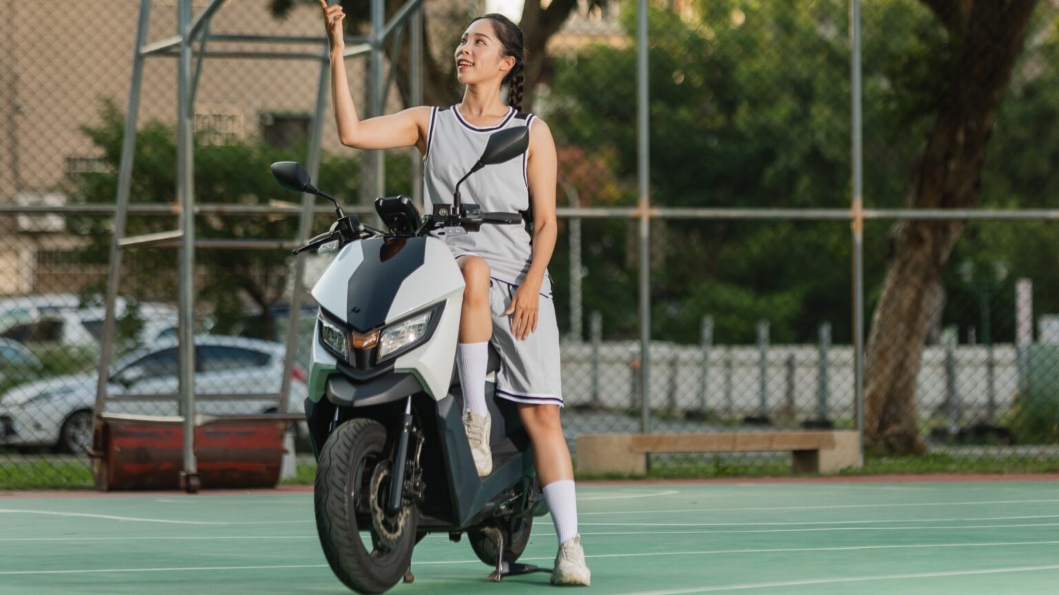 eMoving祭出暑期限時優惠，身分證出現「2個數字」現折1萬 | 地球黃金線