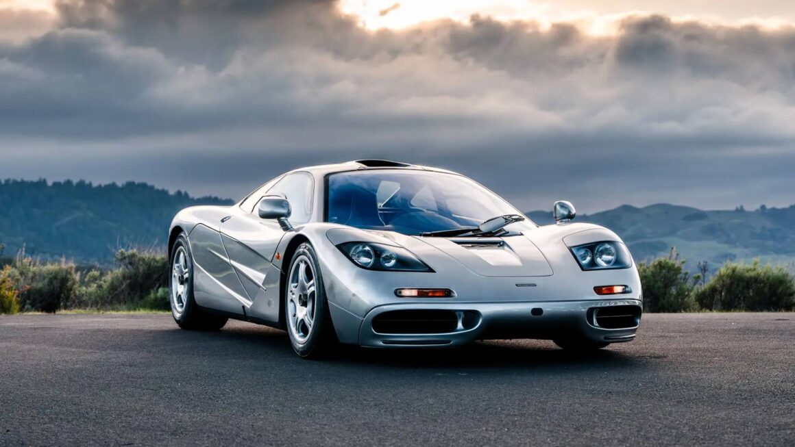 豆豆先生也曾有過的傳奇麥拉倫！McLaren F1再現拍賣會場預估價飆破6.7億 | 地球黃金線