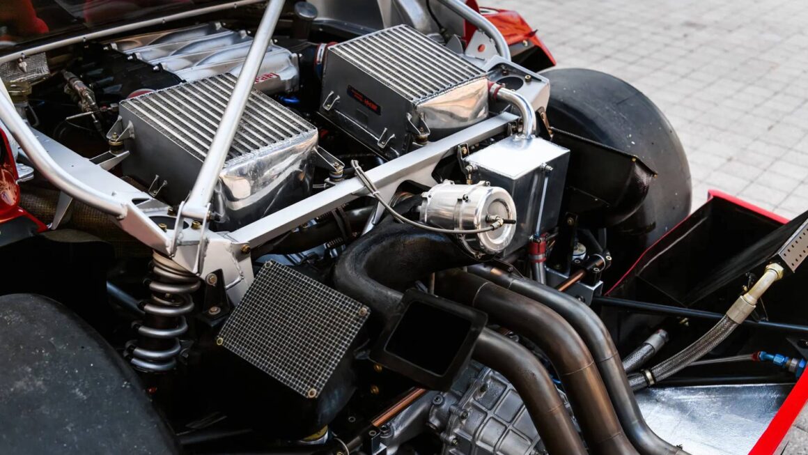 全球僅19輛的Ferrari F40 LM即將拍賣，預估價上看新台幣3億元 | 地球黃金線