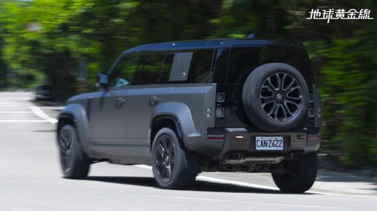 試駕／Defender OCTA，飛簷走壁全靠6D懸吊加持！ | 地球黃金線