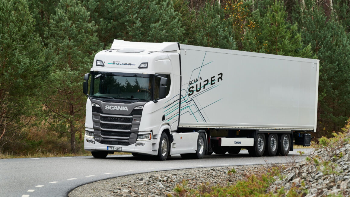 Scania全新Super車系在台上市，更省油更強悍搭駕駛輔助系統更安全 | 地球黃金線