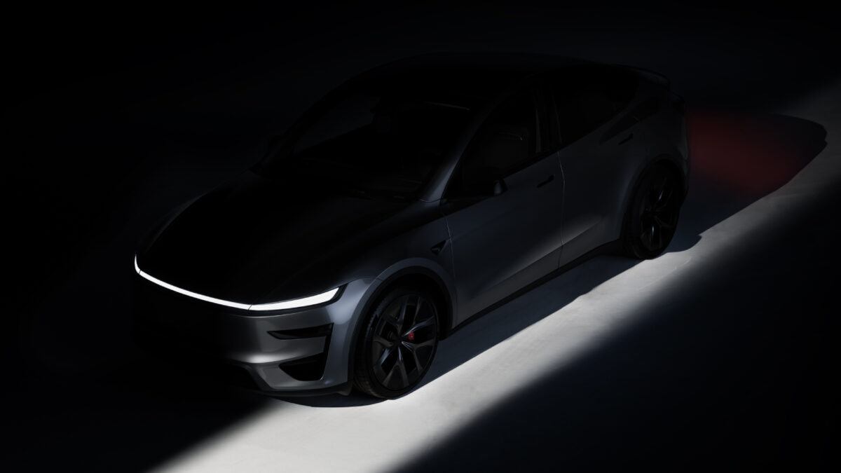 新Model Y Performance真的來了，歐洲先發續航580公里零百3.5秒 | 地球黃金線