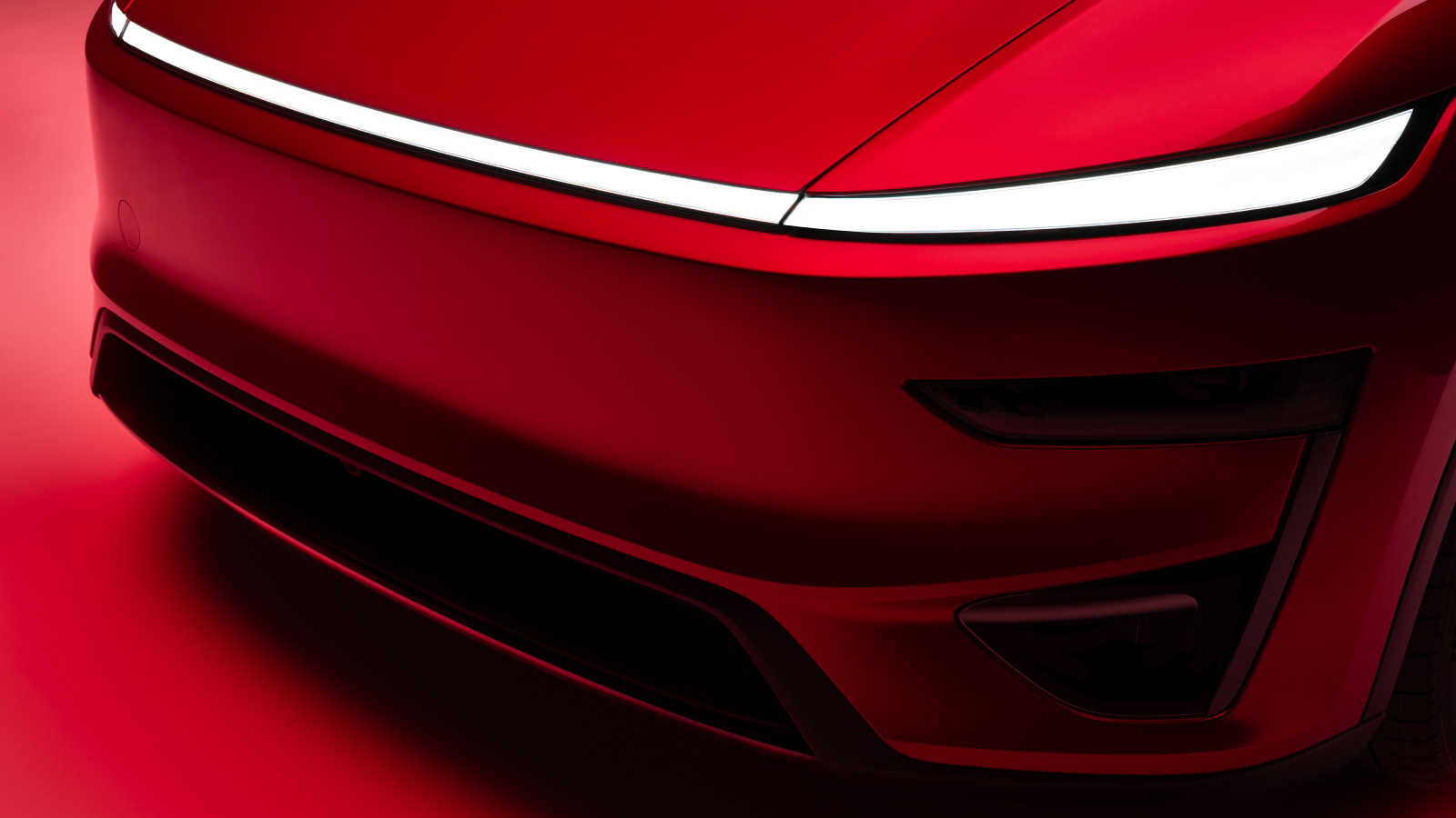 新Model Y Performance真的來了，歐洲先發續航580公里零百3.5秒 | 地球黃金線