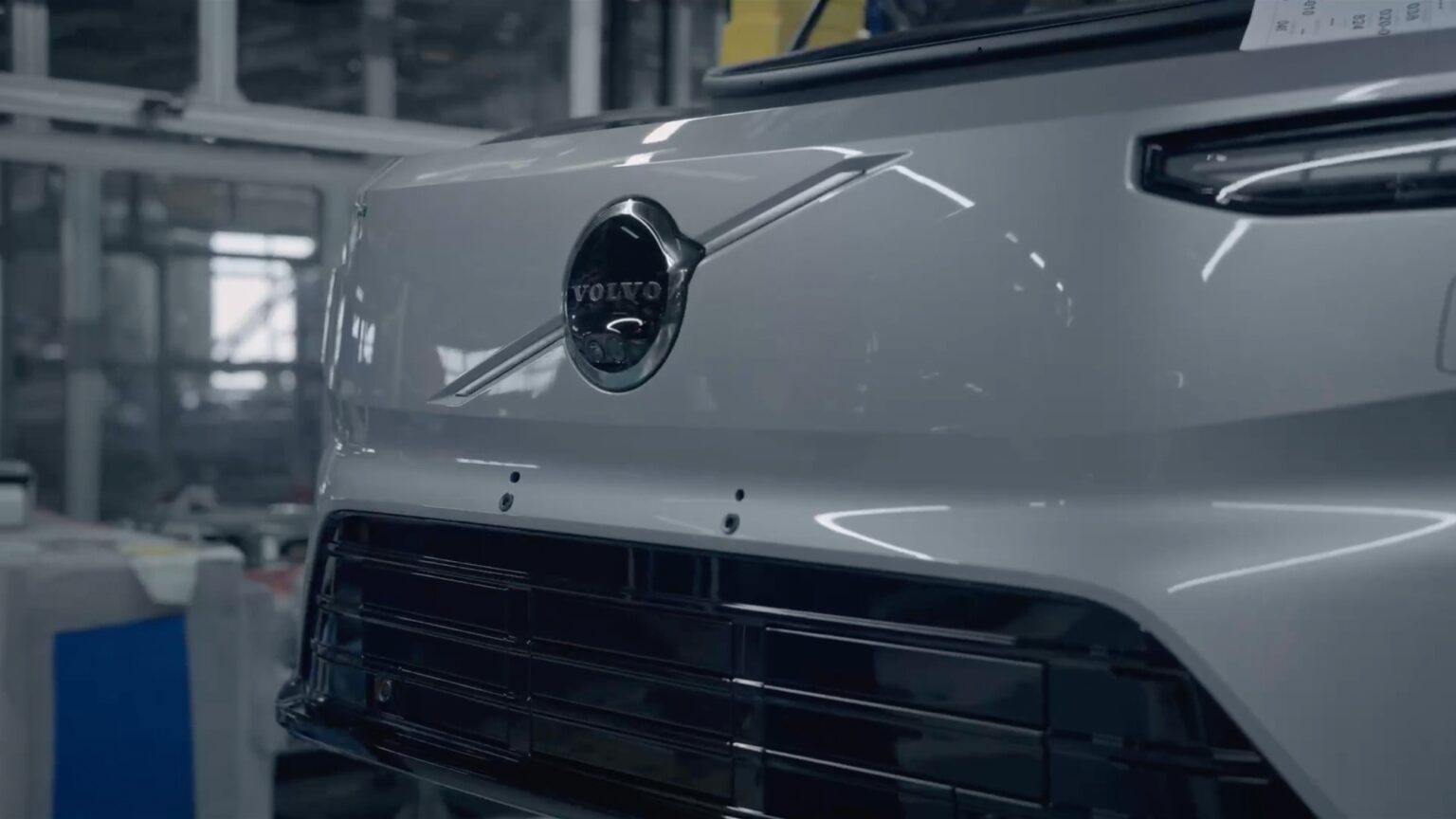 Volvo全新純電旗艦ES90正式量產，啟動品牌邁向純電未來新篇章 | 地球黃金線