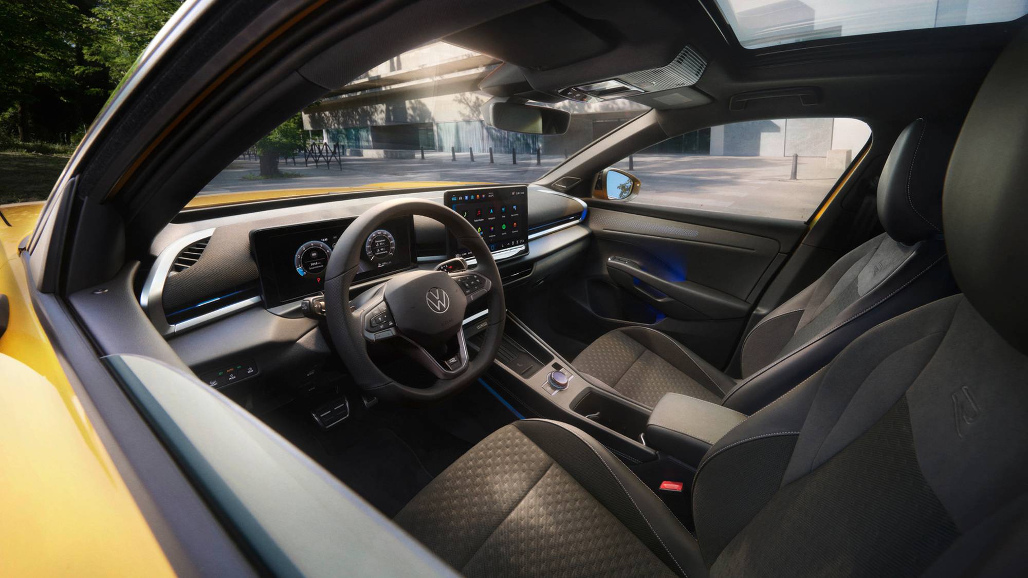 新世代Volkswagen T-Roc歐洲正式開賣，入門等級折合台幣109萬元起 | 地球黃金線