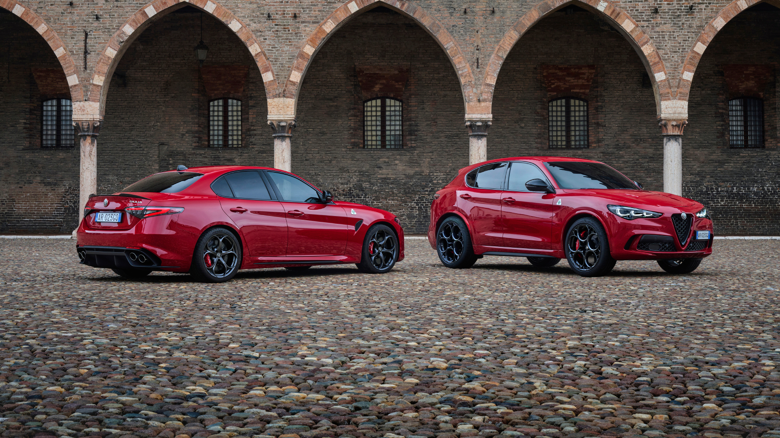 現行款Giulia跟Stelvio續命，Alfa Romeo重審油車策略2027再停產 | 地球黃金線
