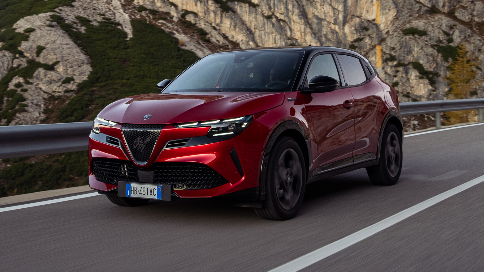 Alfa Romeo Junior明年導入台灣，海外先推Sport Speciale新車型 | 地球黃金線