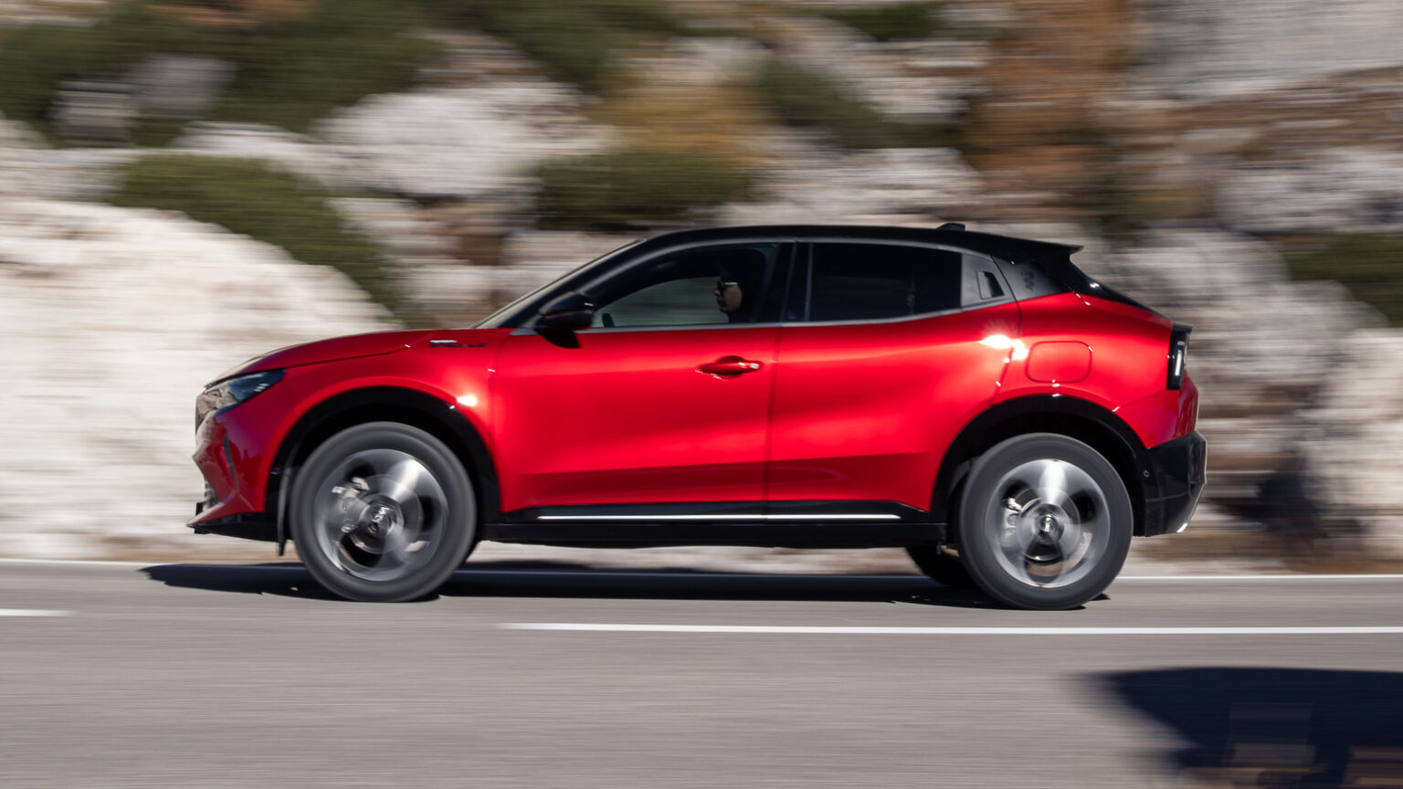 Alfa Romeo Junior明年導入台灣，海外先推Sport Speciale新車型 | 地球黃金線