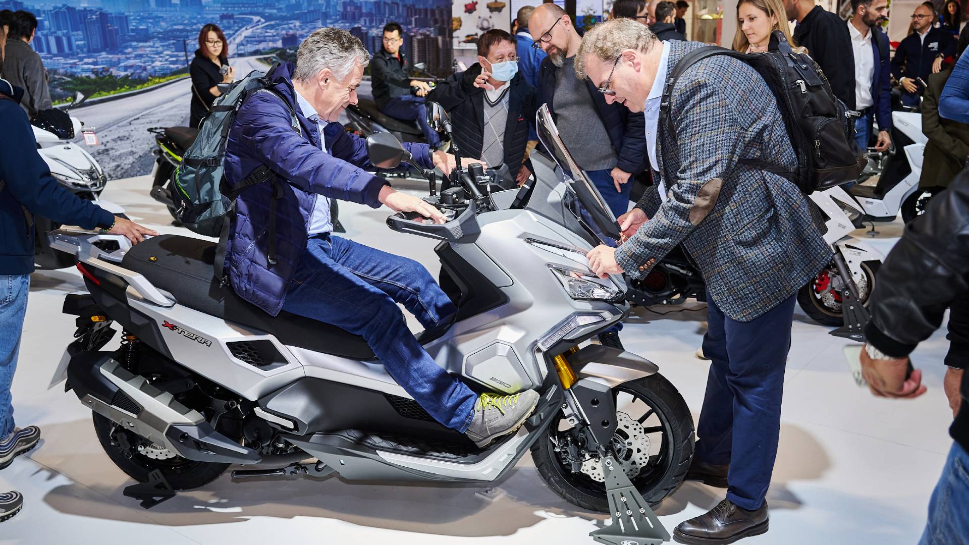 光陽X-Tera 350都市越野兩相宜！Kymco米蘭車展帶來全新跨界黃牌大羊 | 地球黃金線