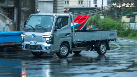 試駕／中華ET35上路實測，正宗「MIT」電動貨車比柴油三噸半還猛？ | 地球黃金線