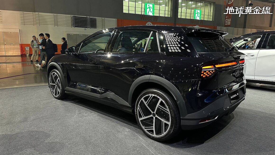 鴻華先進Foxtron在台掛牌新車不只Bria？北美版Model C明年接力上市？ | 地球黃金線